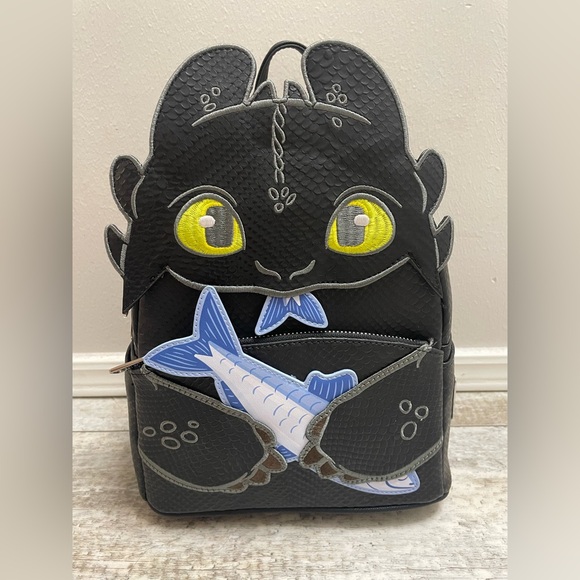 Loungefly | Bags | Nwt Loungefly How To Train Your Dragon Toothless ...